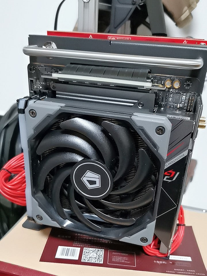 Black and red – XWORKS